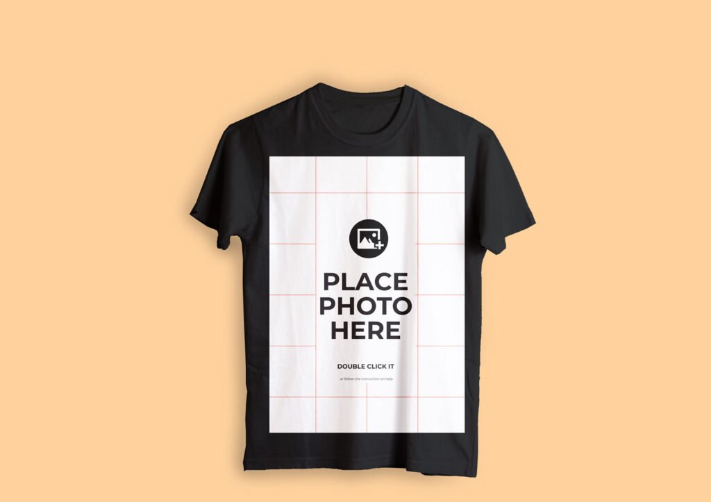 Free Round Neck T-shirt Mockup PSD - Unmockup